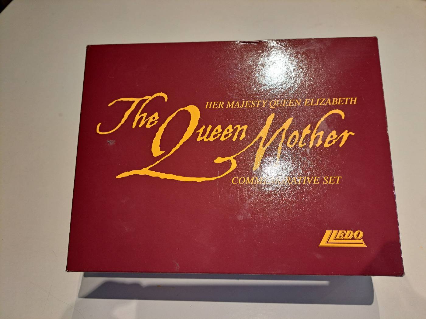 Lledo - Her Majesty The Queen Mother Elizabeth Commemorative Set QM1004