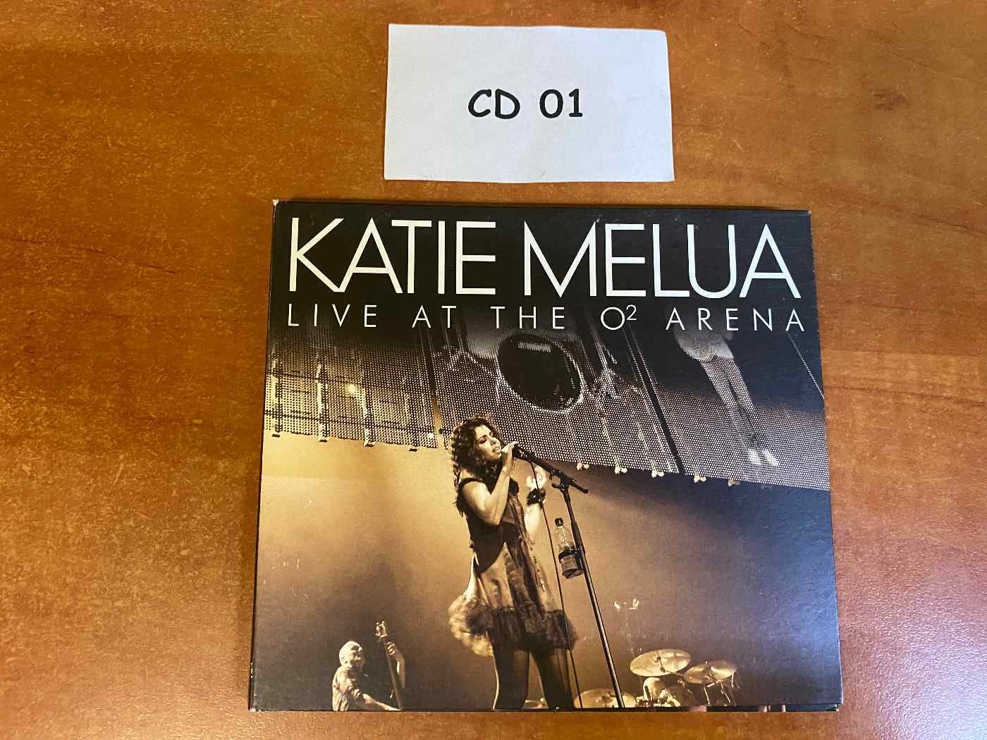 karcmentes CD 01 Katie Melua - Live At The O2 Arena (meghosszabbítva ...