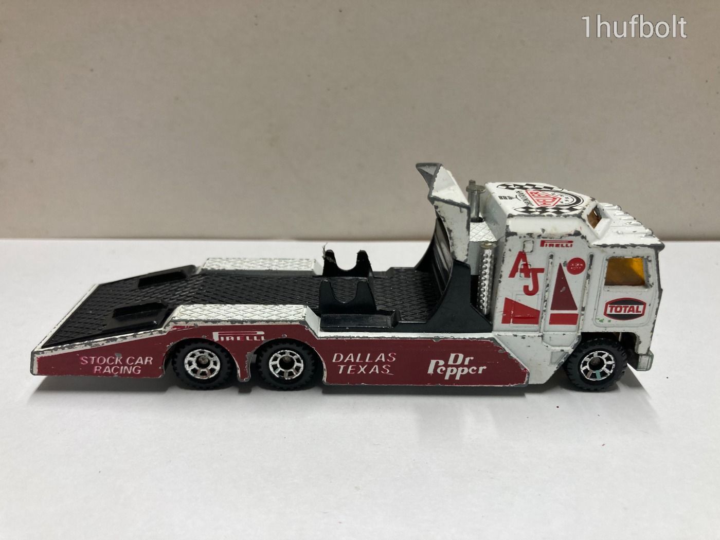 - Matchbox Team Convoy - Kenworth Racing Transporter Dr. Pepper - 1983 ...