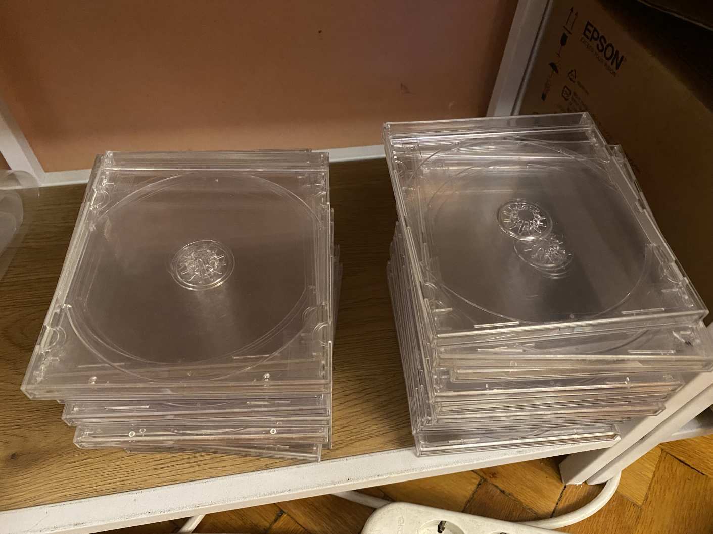 Teljesen átlátszó CD tok csomag 27 darab egyben használt 1Ft-ról