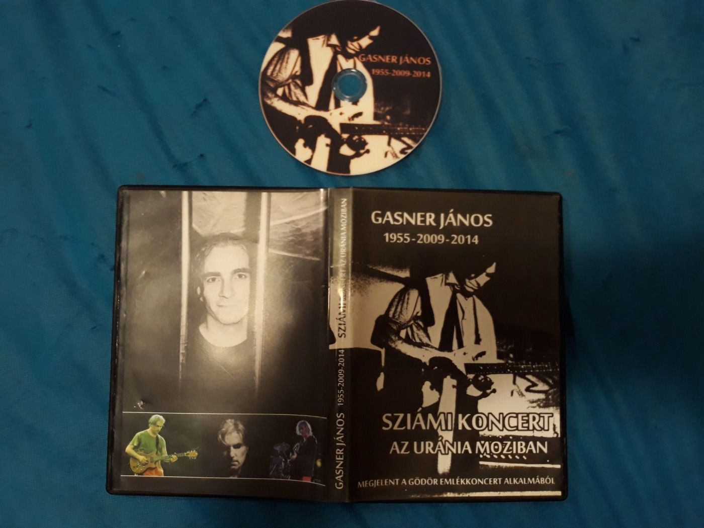 KORÁL MARADJ VELEM+ ÁGI ÉS A FIÚK ÉLETMŰDALOK Kontroll Csoport+ SZIÁMI ...