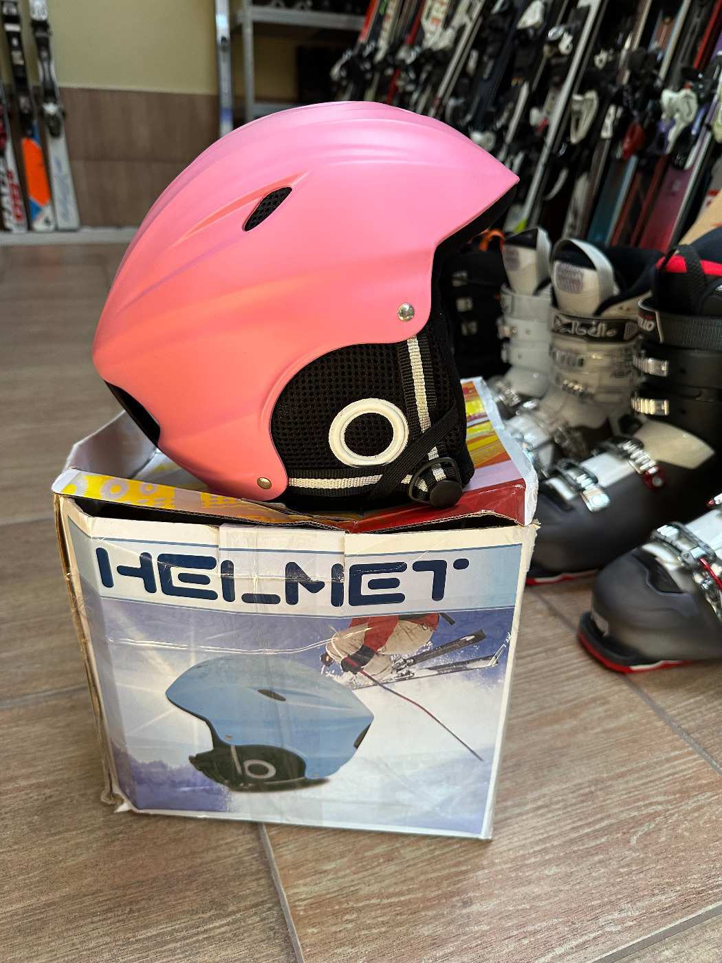 Helmet síbukó , sisak 53 - 56cm Dobozos (meghosszabbítva: 3424600646 ...