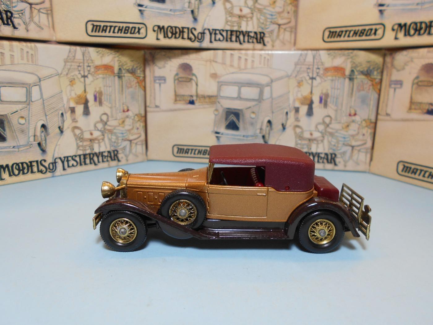 Matchbox MOY Yesteryear Y15 1930 Packard Victoria G type dobozban