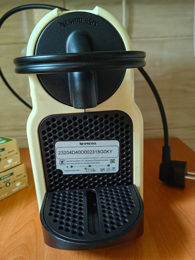 Nespresso Inissia kapszulás kávégép ajándék kávékapszulákkal