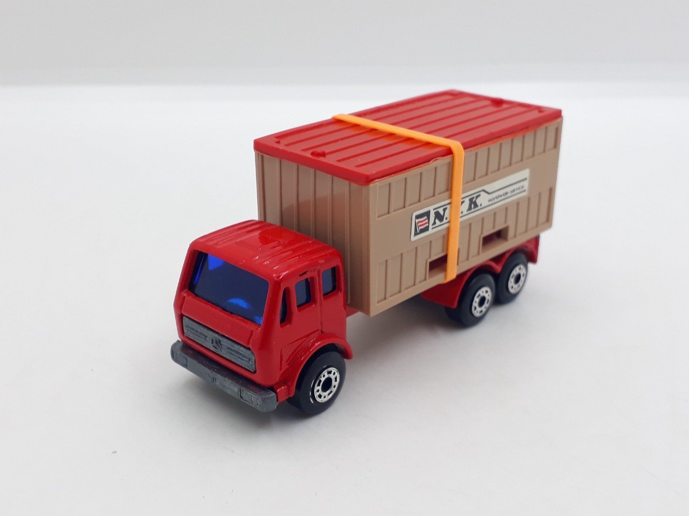 Matchbox Superfast. Mercedes Container Truck. Konténervariálció
