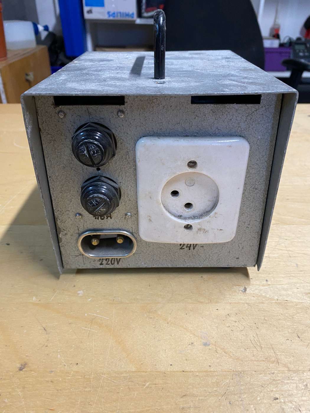 Valami elektromos kütyü - TH 250 VBKM Villamossági gyára Kaposvár