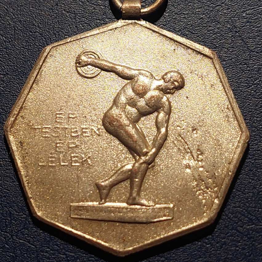 1914 DOROGI ATHLETIKAI CLUB SPORTÉREM !!! - Vatera.hu
