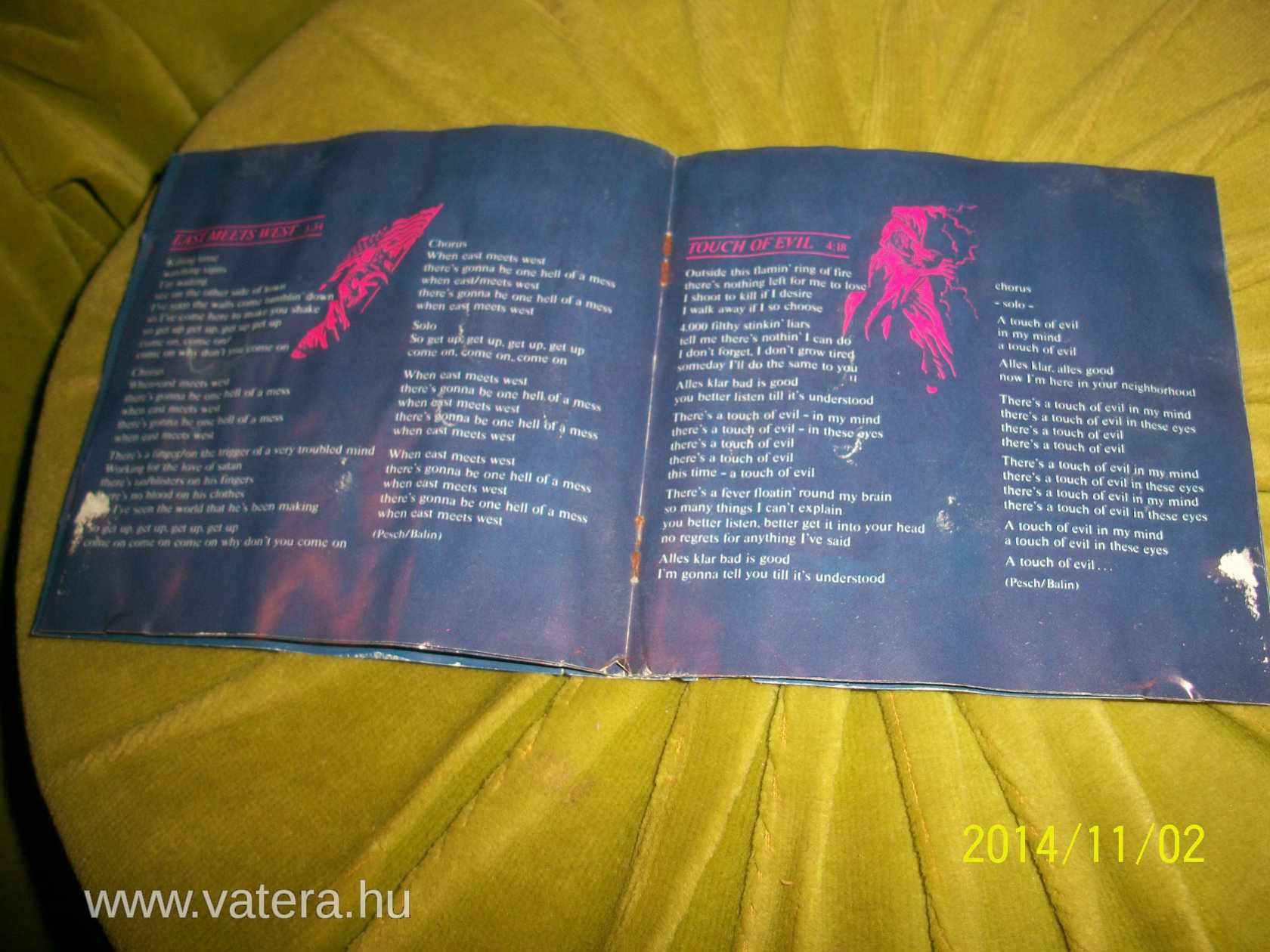 Warlock(Doro)Triumph and agony CD 1987,szövegkönyv (meghosszabbítva ...