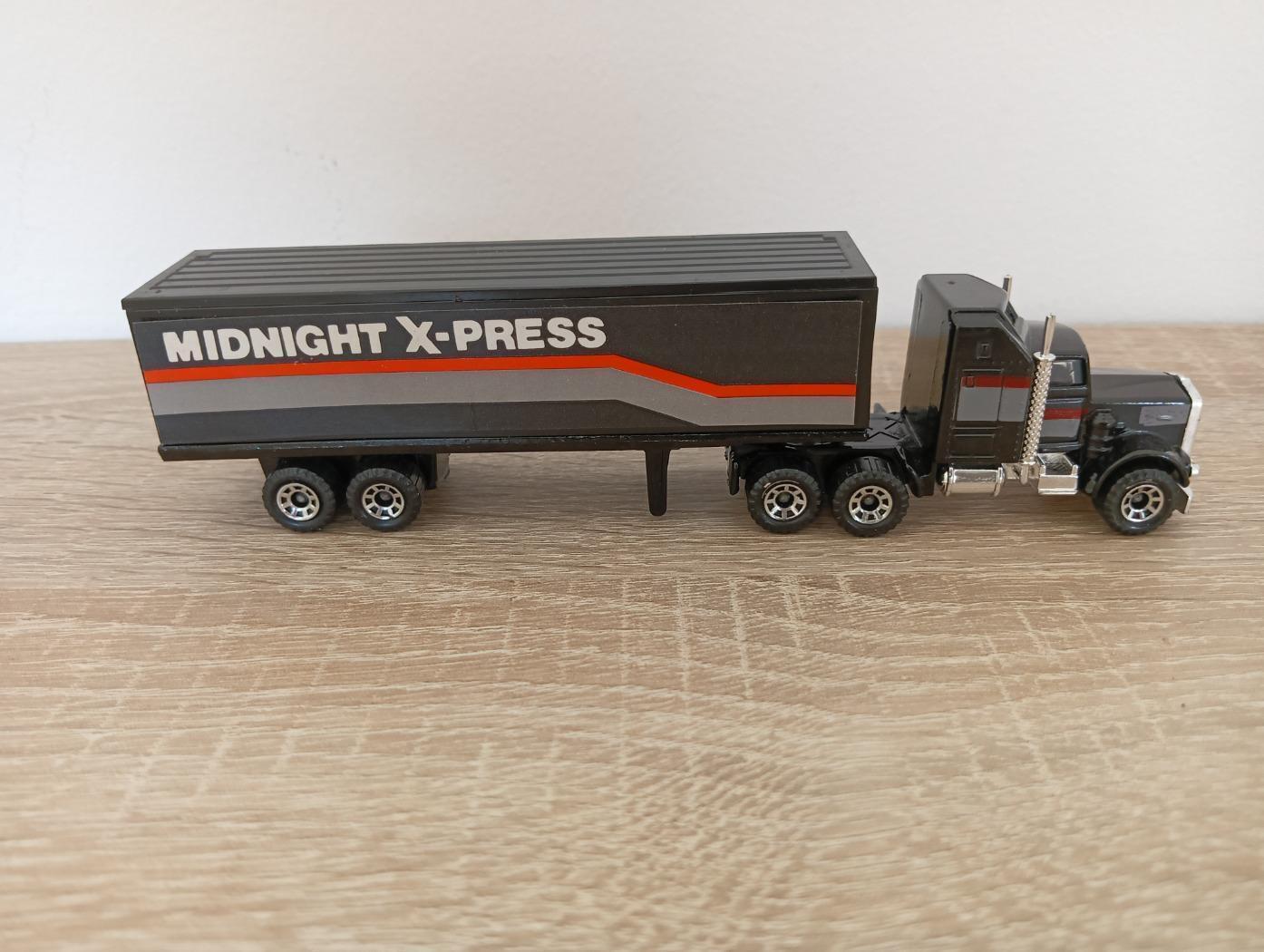 Matchbox Convoy CY9 Kenworth Box Truck Midnight X-press - Vatera.hu